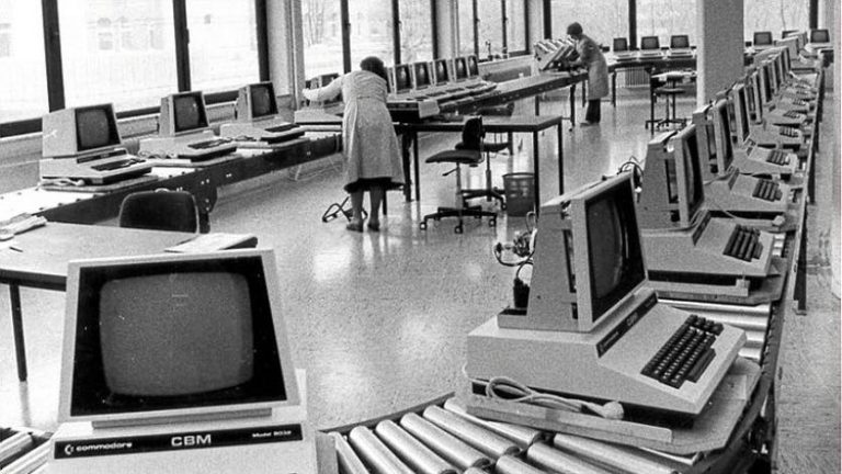 CBM 8032 – Remi's Classic Computers